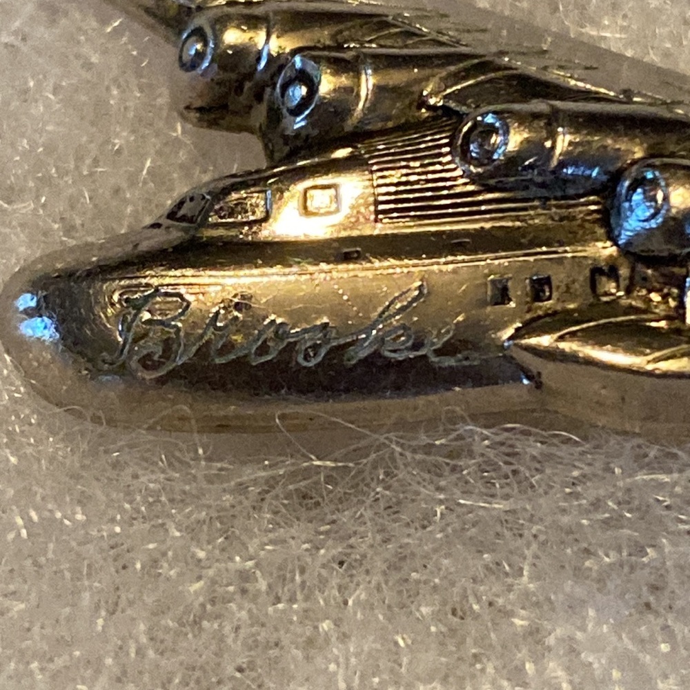 Vintage World War Ii Airplane Sweetheart Pin Brooch G… - Gem